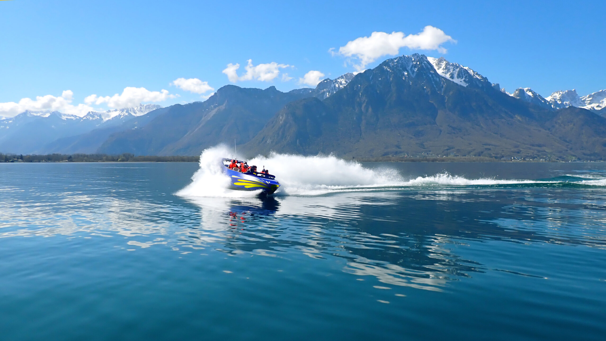 LocaBoat - Bouveret Tourisme